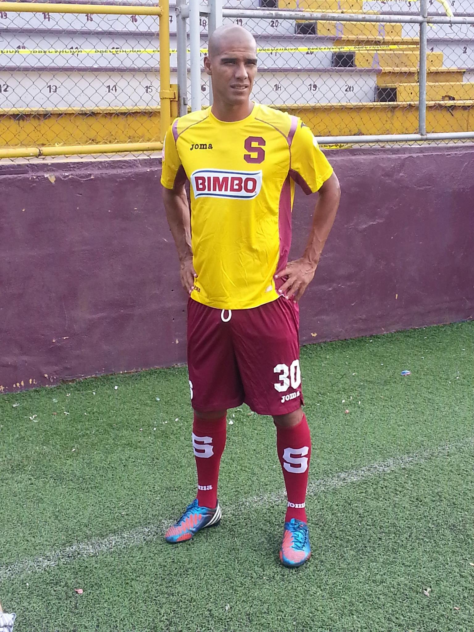 Un repaso por el tercer uniforme del Saprissa durante los últimos años ...